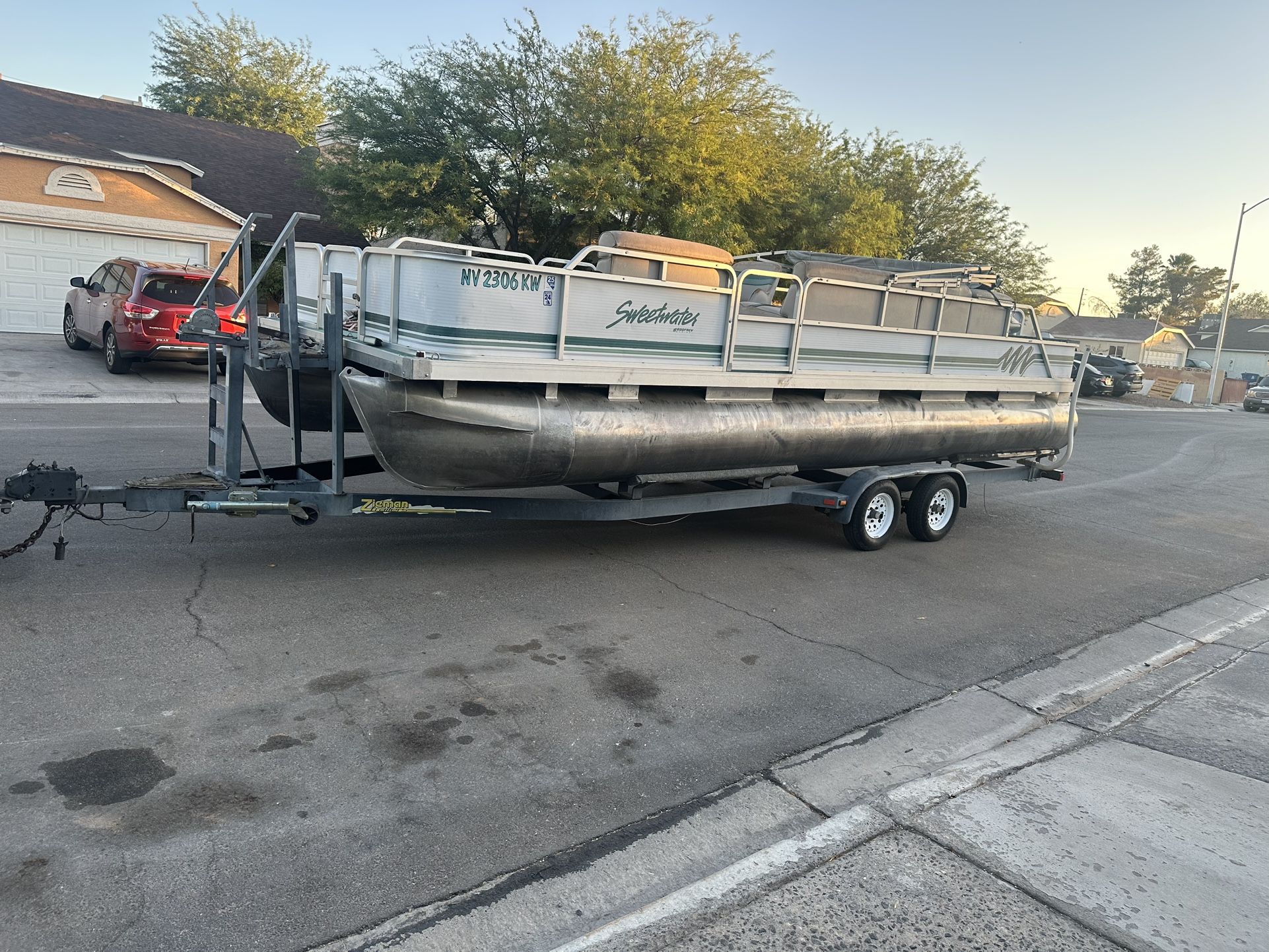1995 Godfrey Marine Sweetwater 24ft pontoon for Sale in Las Vegas, NV ...