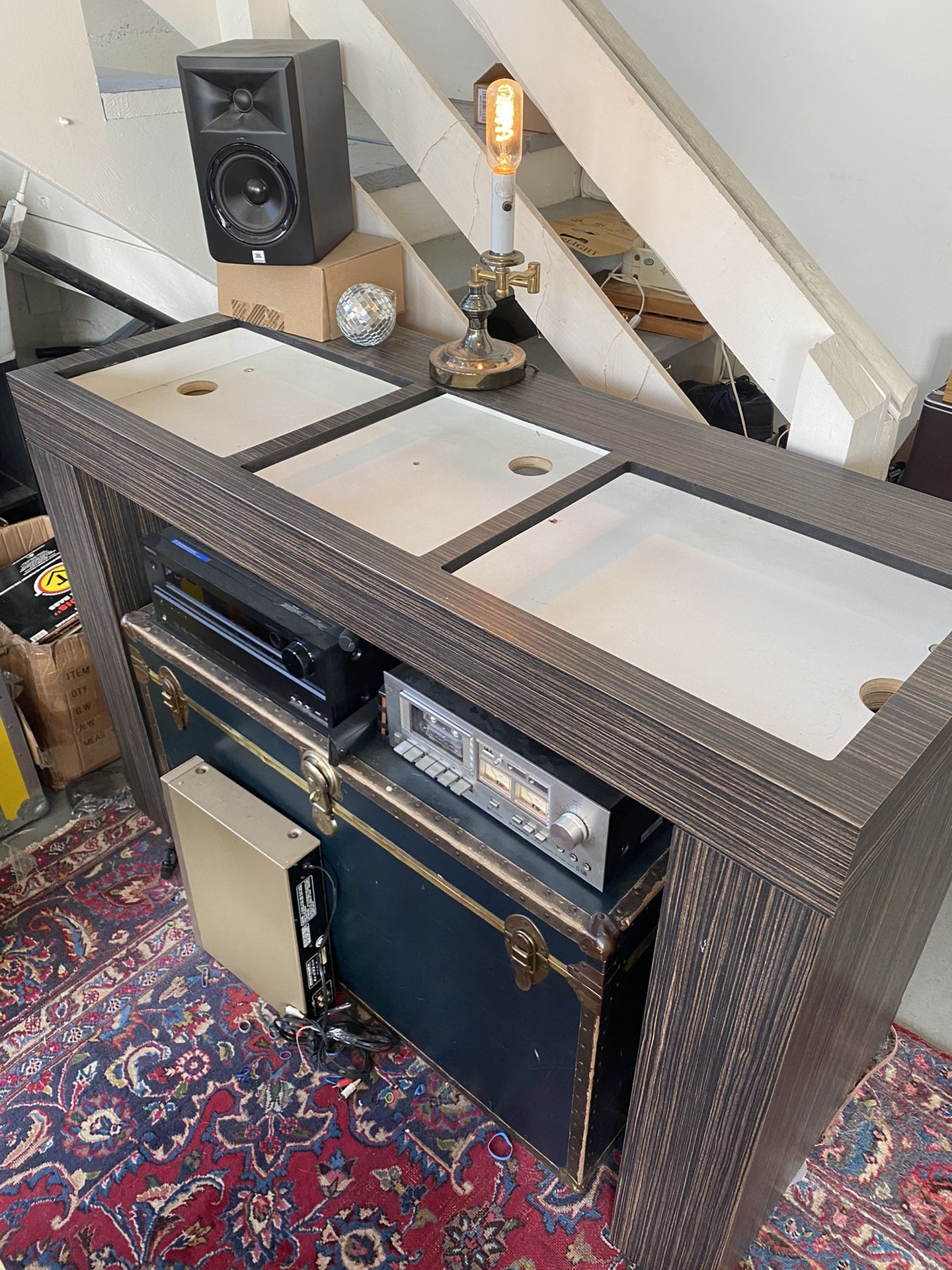 Custom Dj Stands