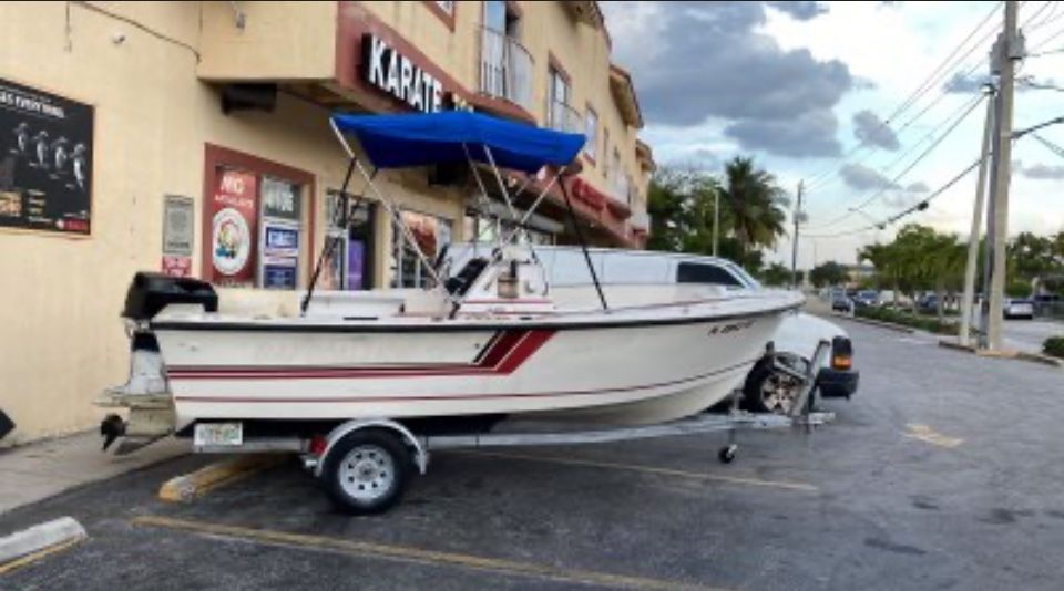 17 Ft Proline Center Consolé boat water ready for Sale in Hialeah, FL ...