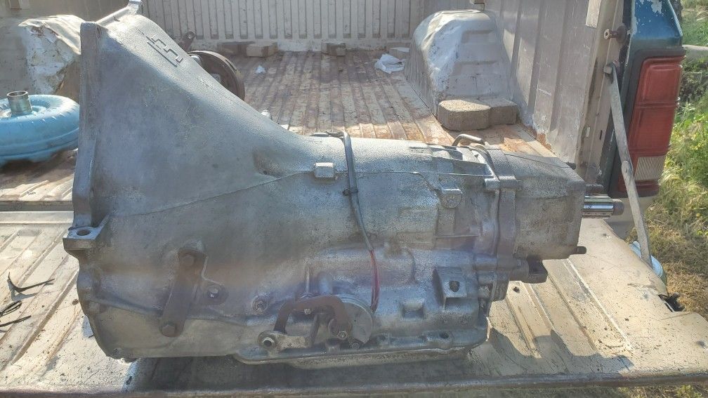 Ford C6 Transmission with Torque Converter for Sale in Lodi, CA - OfferUp