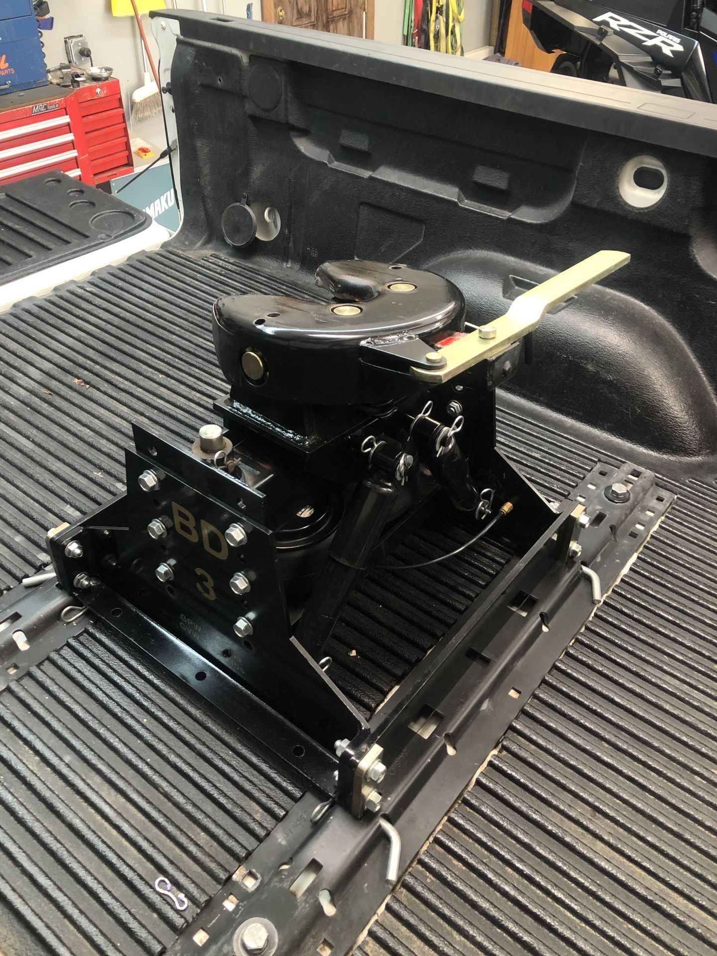 Trailer Saver BD3 Air Ride 5th Wheel Hitch for Sale in Norco, CA - OfferUp