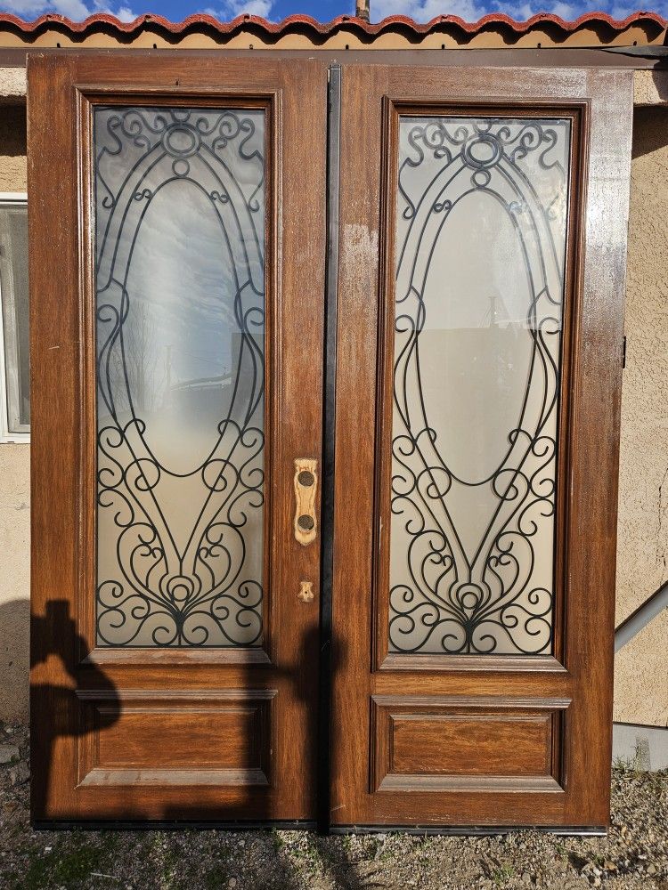 Beautiful Double Tall Doors for Sale in Los Angeles, CA - OfferUp