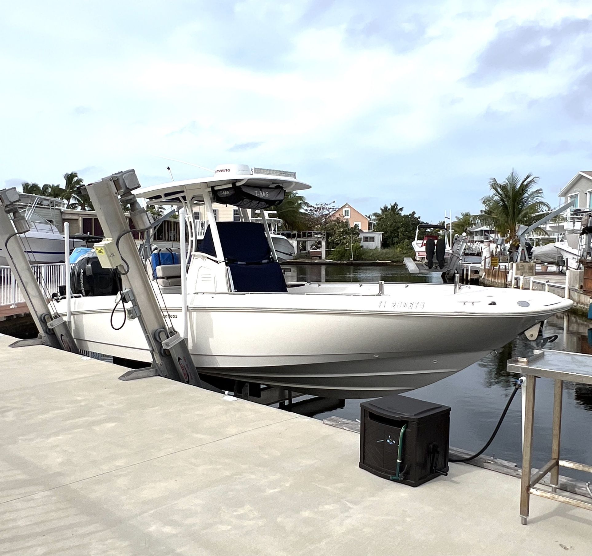 2017 Boston Whaler 270 Dauntless for Sale in Miami, FL - OfferUp