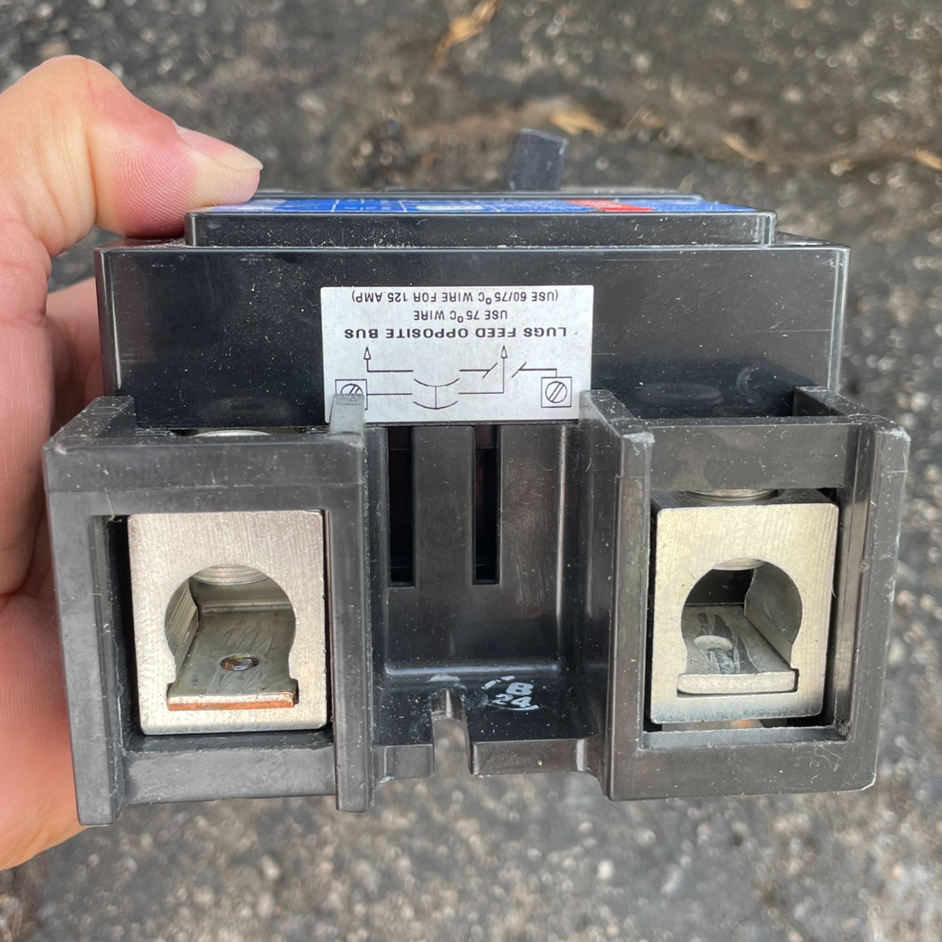 EATON Circuit Braker 200A 120/240v CSR 25k for Sale in Rosemead, CA ...