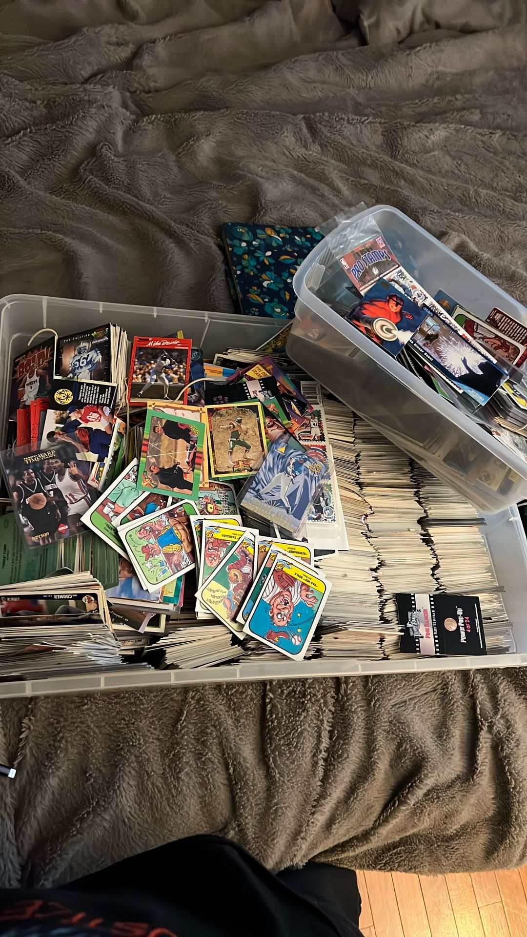 80s 90s Vintage Trading Cards for Sale in Glendale Heights, IL - OfferUp