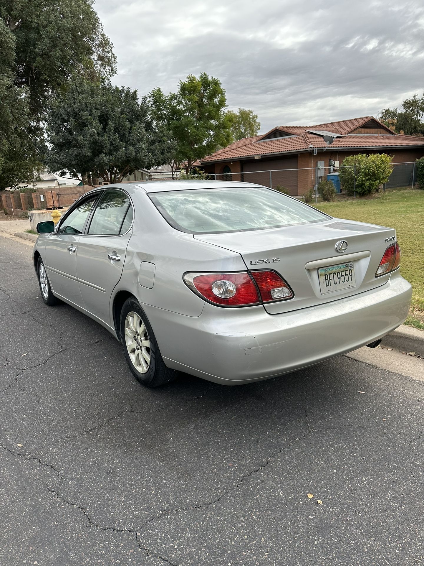 2002 Lexus ES 300 for Sale in Phoenix, AZ - OfferUp