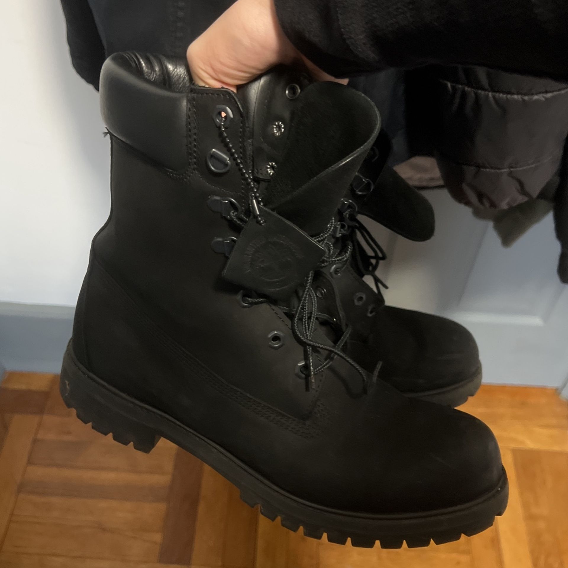 Timbs for Sale in Newark, NJ - OfferUp