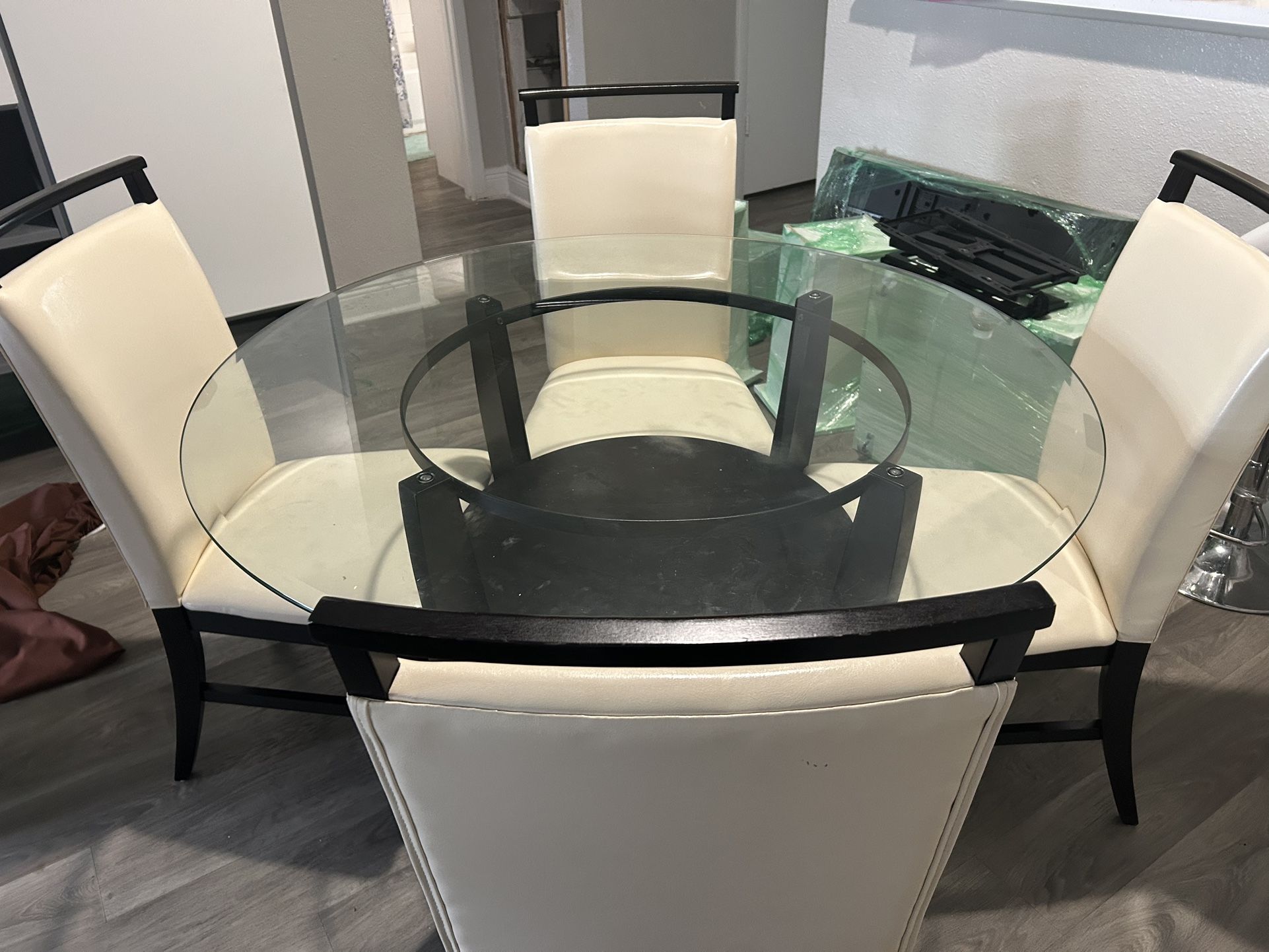 Dining Table for Sale in Tamarac, FL - OfferUp