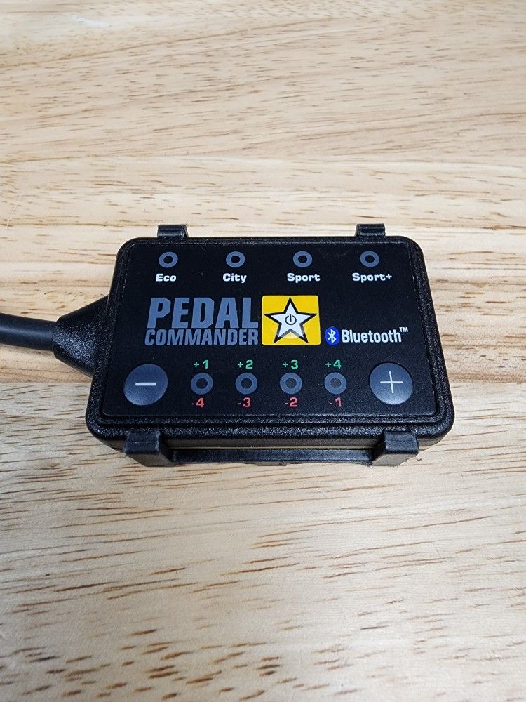 Pedal Commander PC55 Toyota Lexus for Sale in Las Vegas, NV - OfferUp