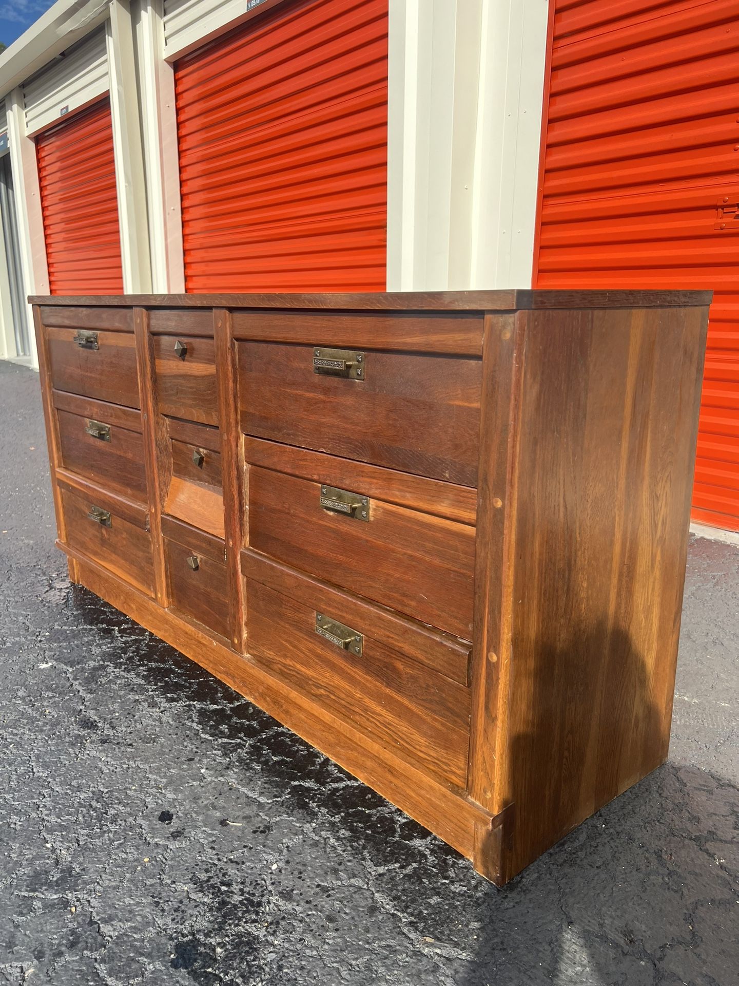 Vintage Rustic Triple Dresser for Sale in Brandon, FL - OfferUp