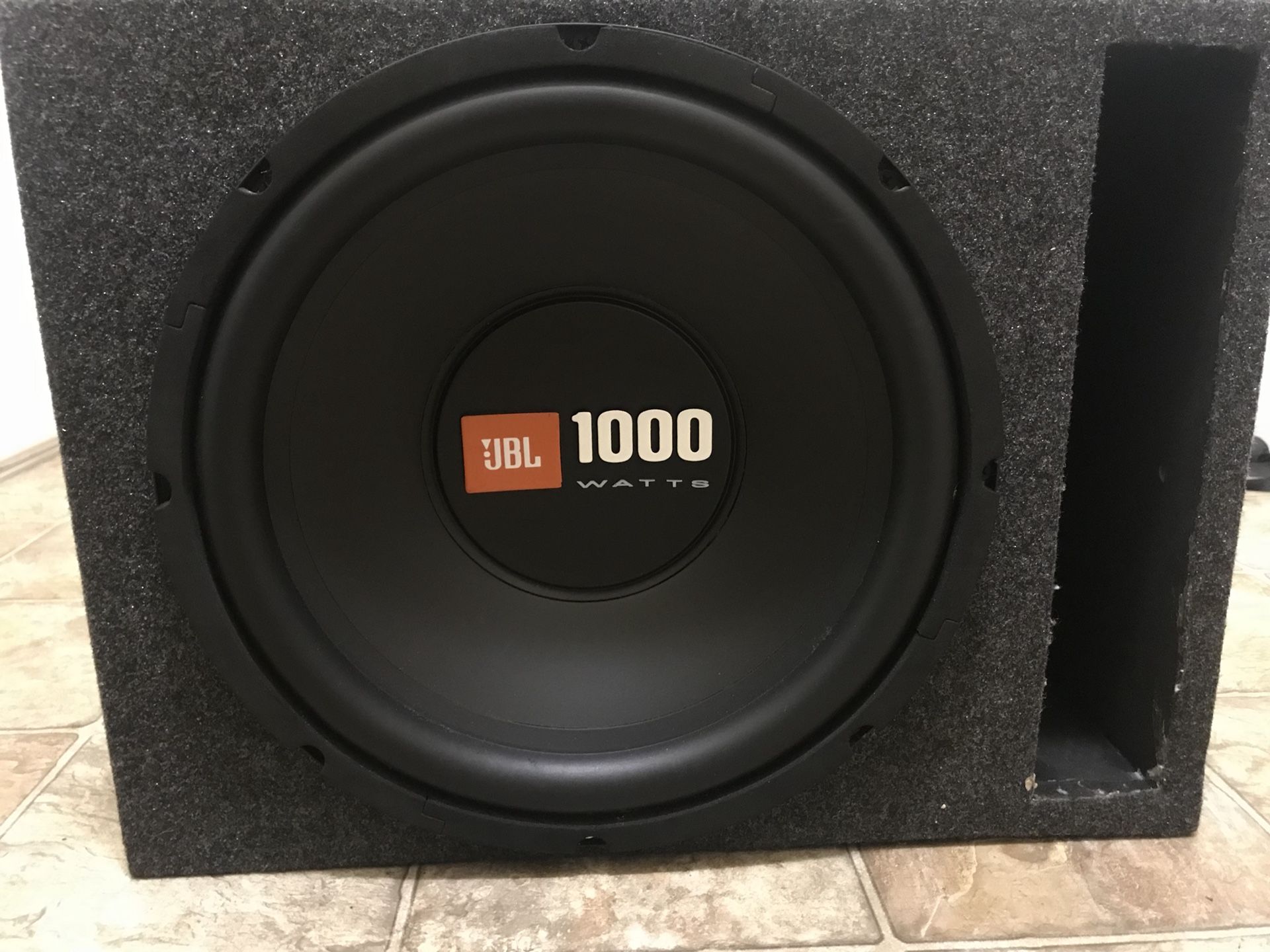 JBL 1000 Subwoofer, Amplifier, Box and Cables for Sale in Bellevue, WA ...