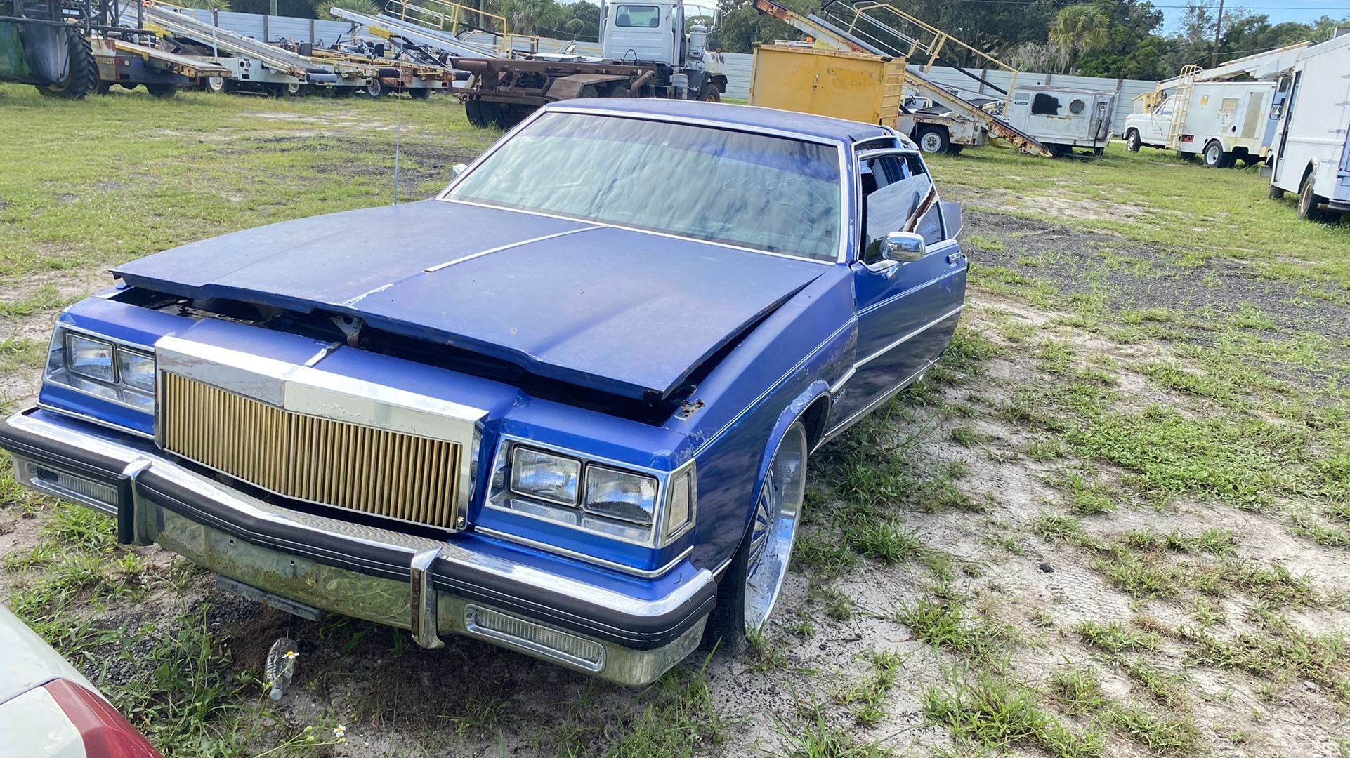 Buick Lesabre On 24 Inch Rims