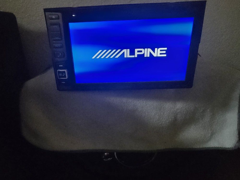 Double Din Alpine Dvd for Sale in Las Vegas, NV - OfferUp