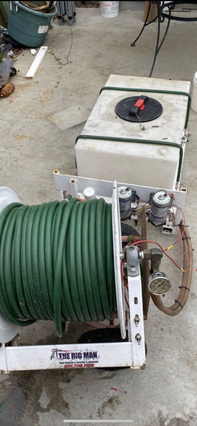 Spray rig, 2 pumps, 300ft hose, electric reel, works great. 25gallon ...