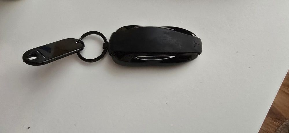 Tesla Model S Keyfob for Sale in Buena Park, CA - OfferUp