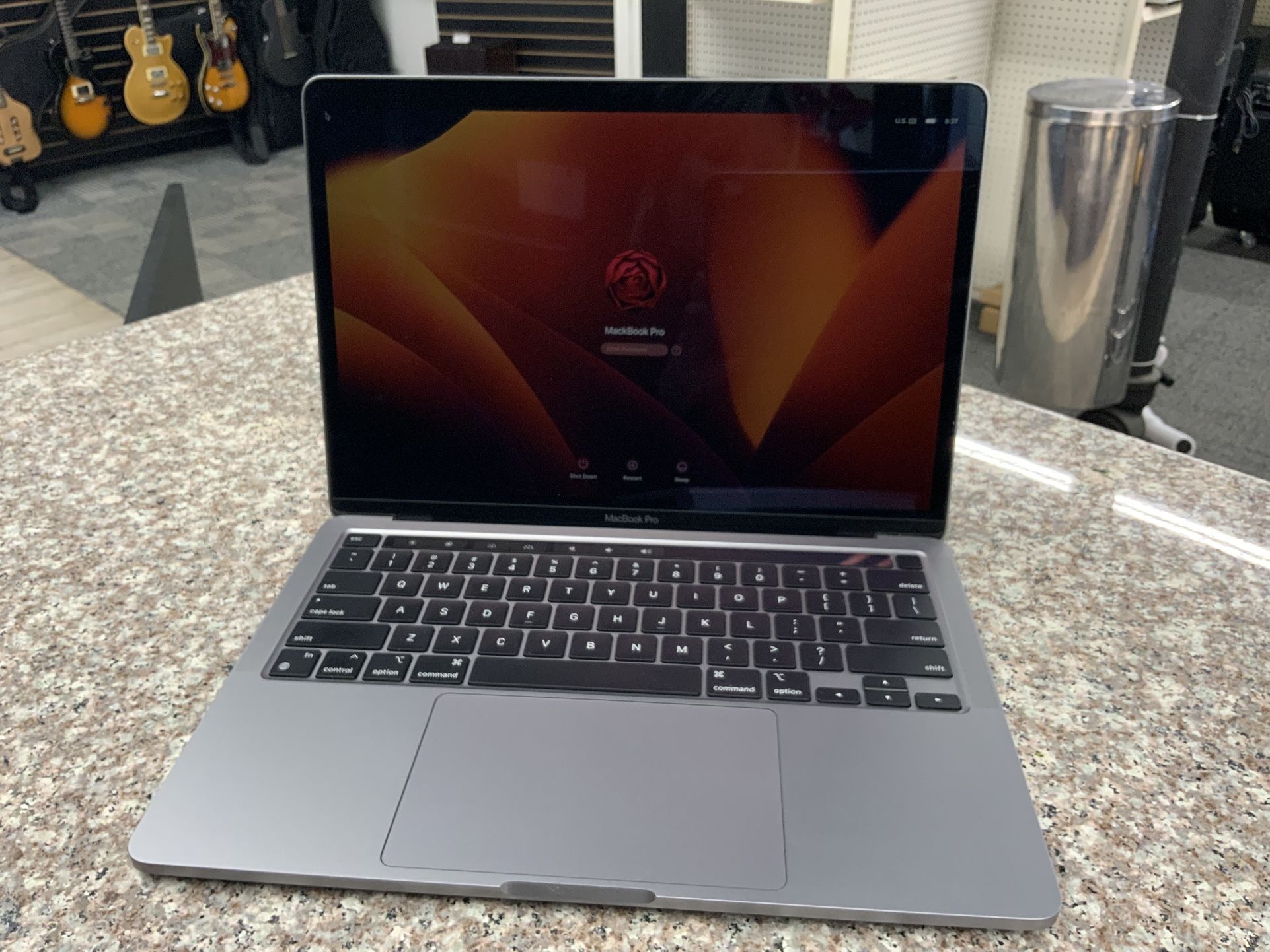 APPLE 2020 MACBOOK PRO for Sale in Willoughby, OH - OfferUp
