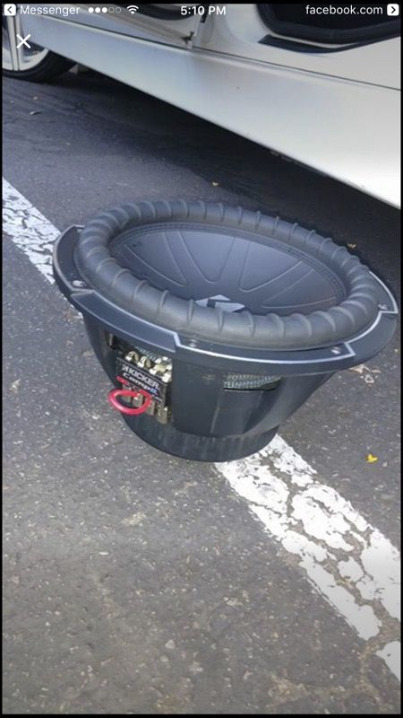 Kicker comp Q 12 850rms for Sale in San Marcos, CA - OfferUp