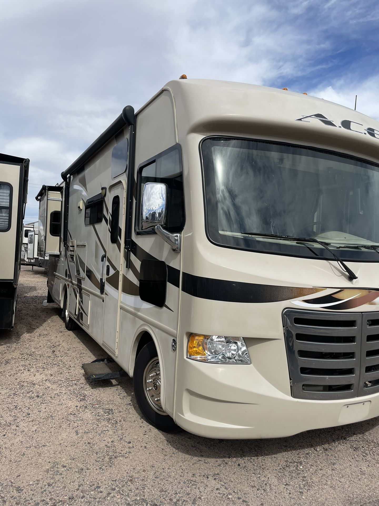 2015 Thor Ace 29 foot motorhome RV class A for Sale in Mesa, AZ - OfferUp