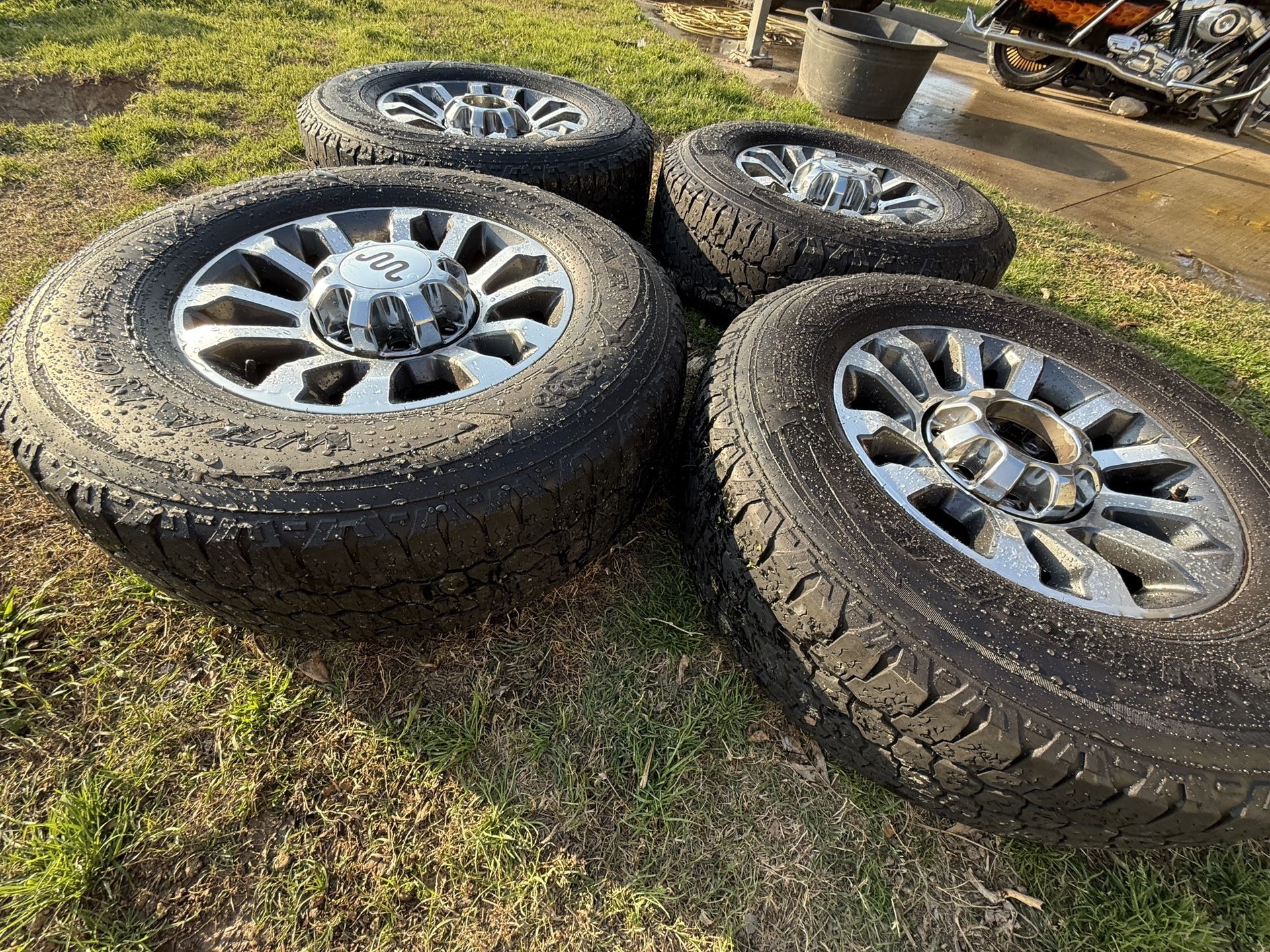 2023 Ford F250 King Ranch Wheels & Tires 18” for Sale in Old Rvr-wnfre ...