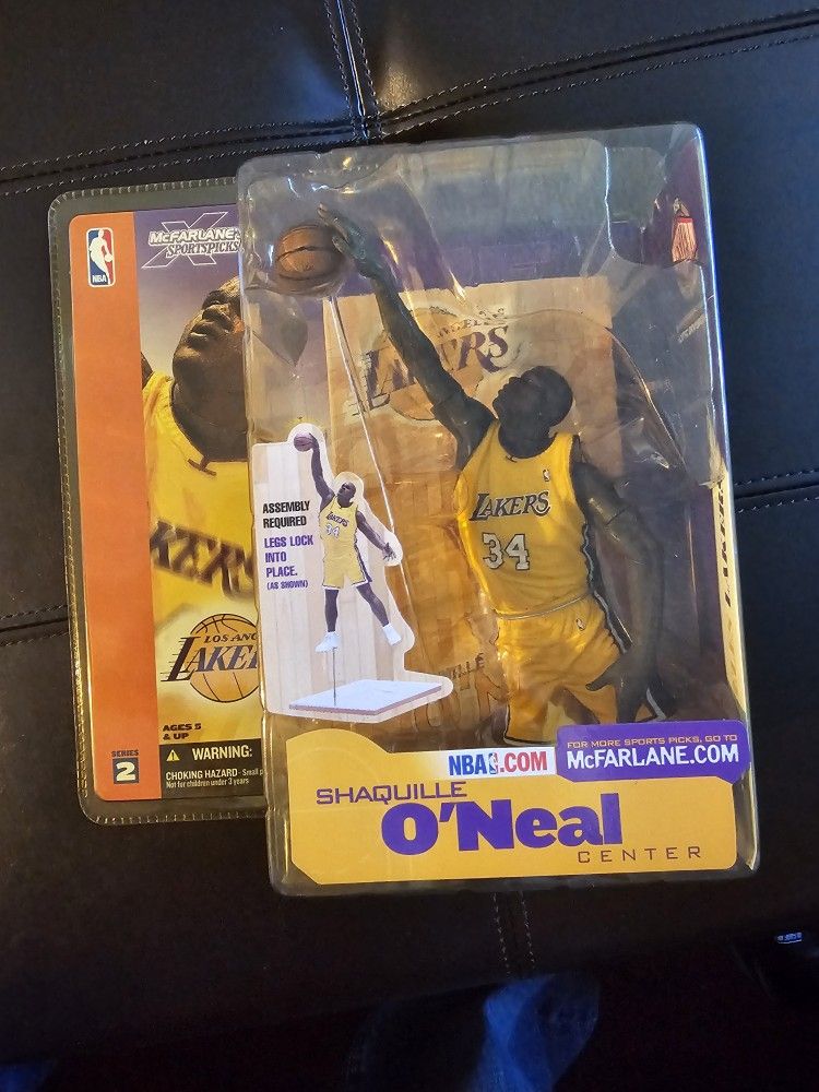 8" LAKERS SHAQUILLE O' NEAL FIGURINE NEW SEALED MCFARLANE'S for Sale in ...