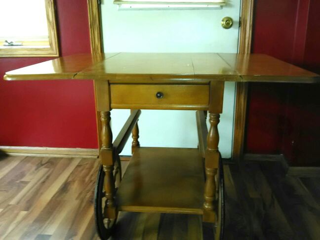 VINTAGE SOLID MAPLE TEA CART BY ATHENS TABLE COMPANY for Sale in Kent ...