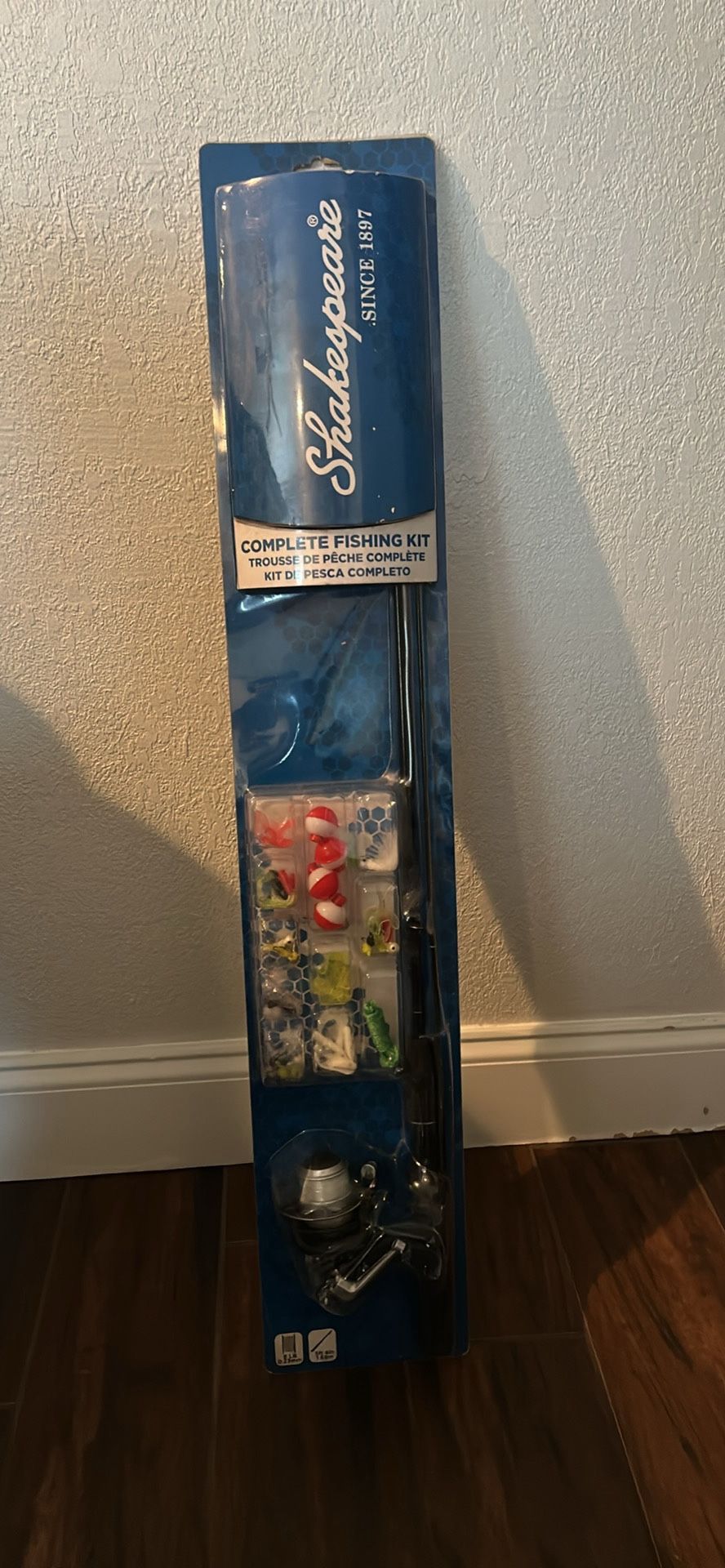 Shakespeare Fishing Kit for Sale in Jupiter, FL - OfferUp
