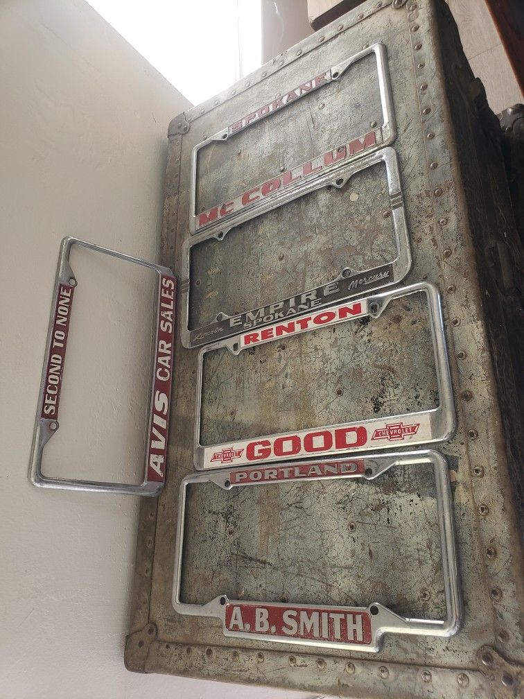 Vintage License Plate Frames. Metal for Sale in Fullerton, CA - OfferUp