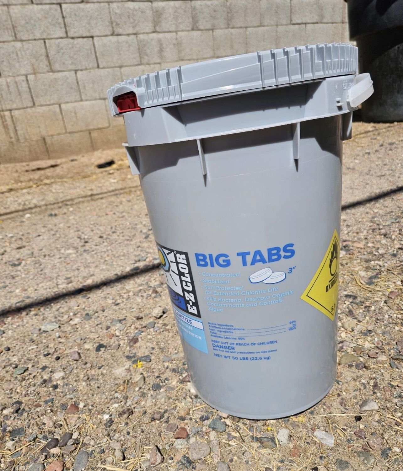 Ez Chlor Chlorine Tabs 50lbs 3” for Sale in Mesa, AZ - OfferUp