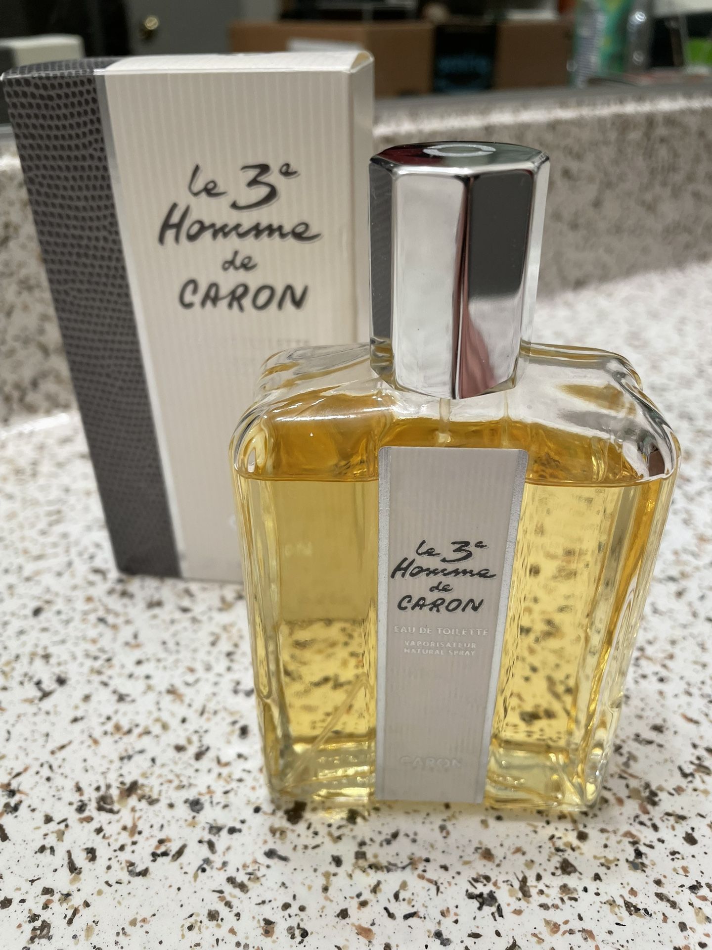 Caron Le 3e De Caron for Sale in Phillips Ranch, CA - OfferUp