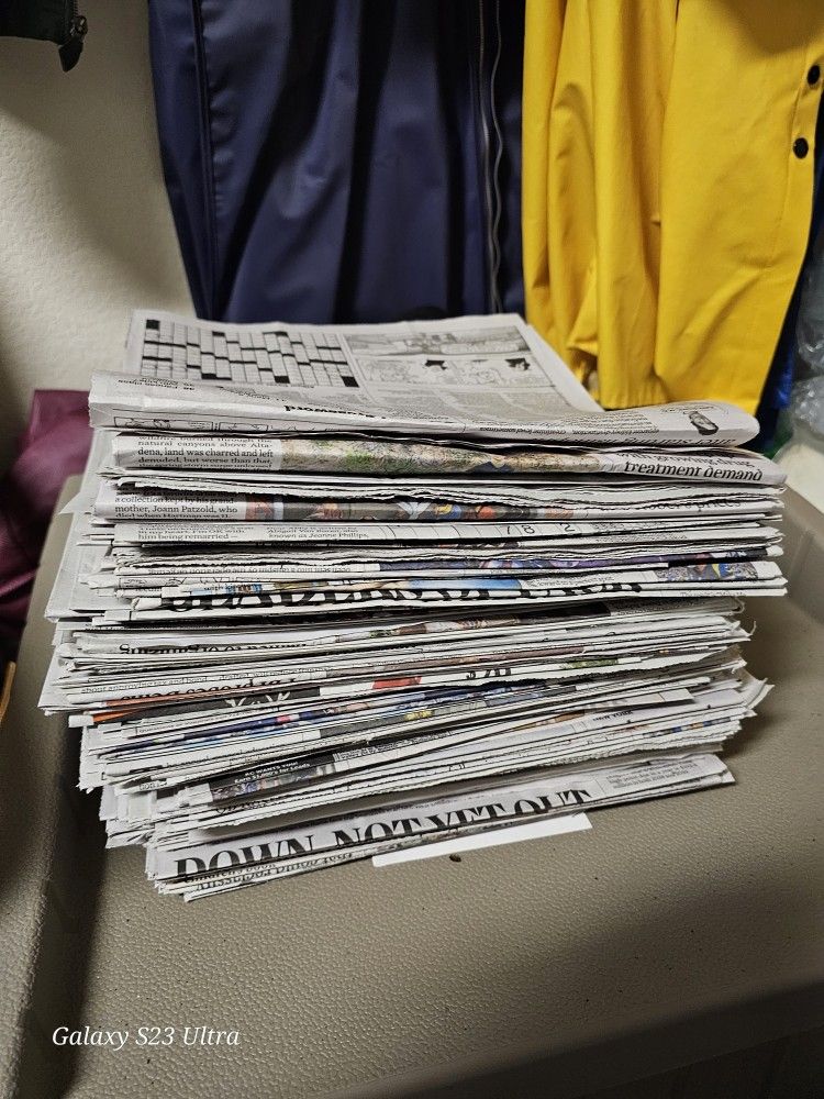 Newspapers Free for Sale in Menifee, CA - OfferUp