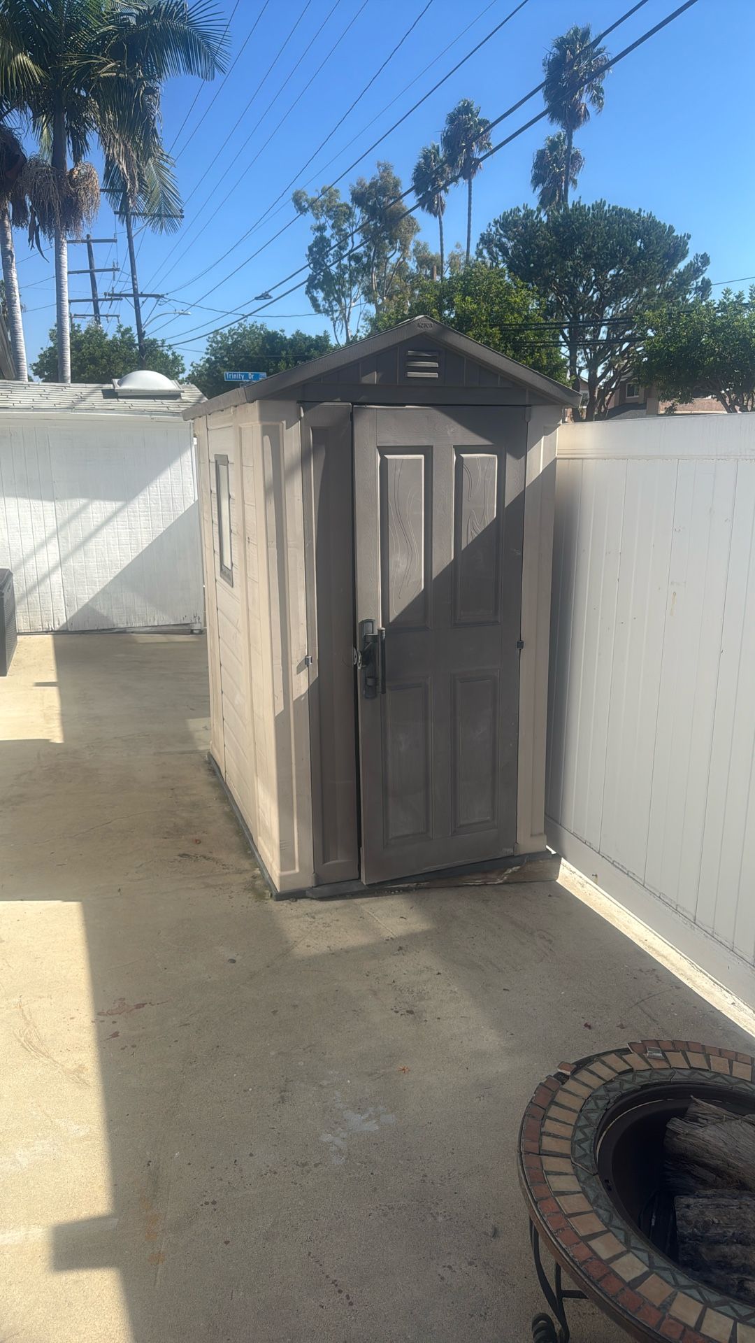 Free Outdoor Storage Unit + Everything Inside for Sale in Costa Mesa ...