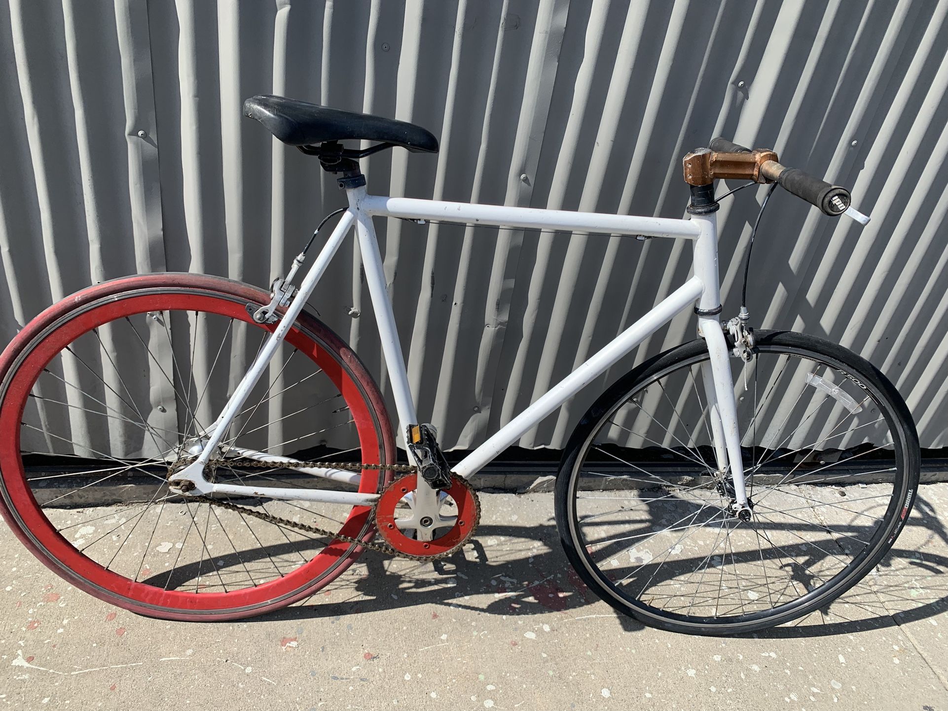 Fixie Bike 700 Cc for Sale in Los Angeles, CA - OfferUp