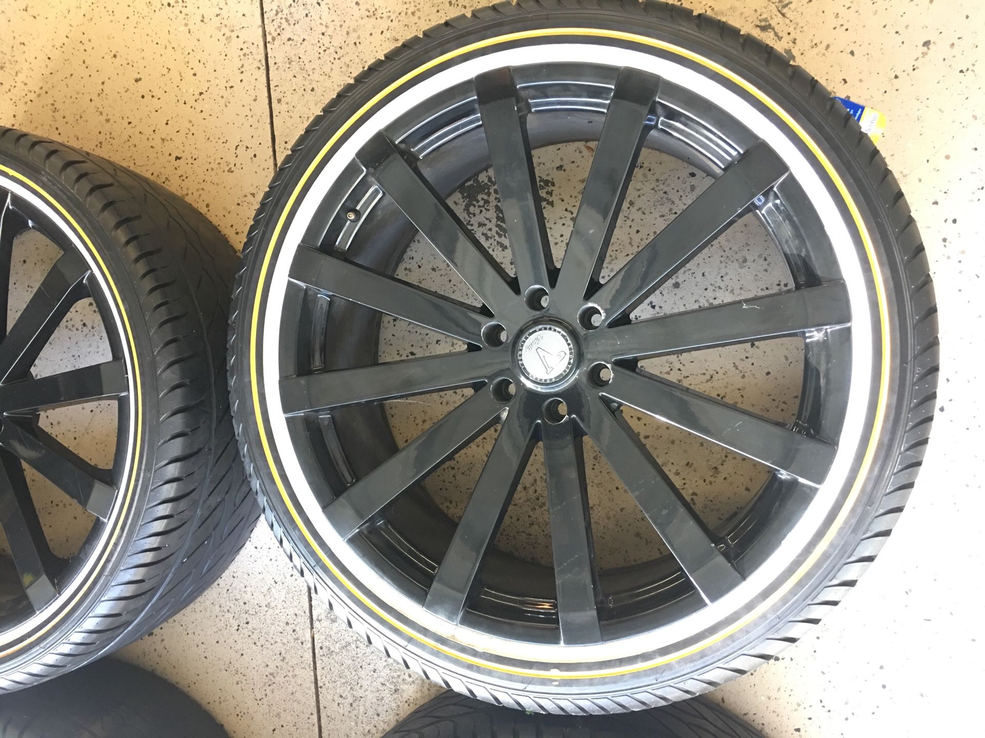 24 inch Velocity rims and vogue tires 305/35/24 6 lug 6x135 ford wheels ...
