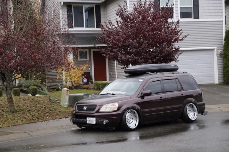 Slammed Honda Pilot