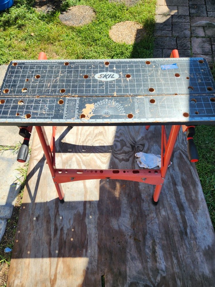 Skil Portible Work Bench for Sale in Pembroke Pines, FL - OfferUp
