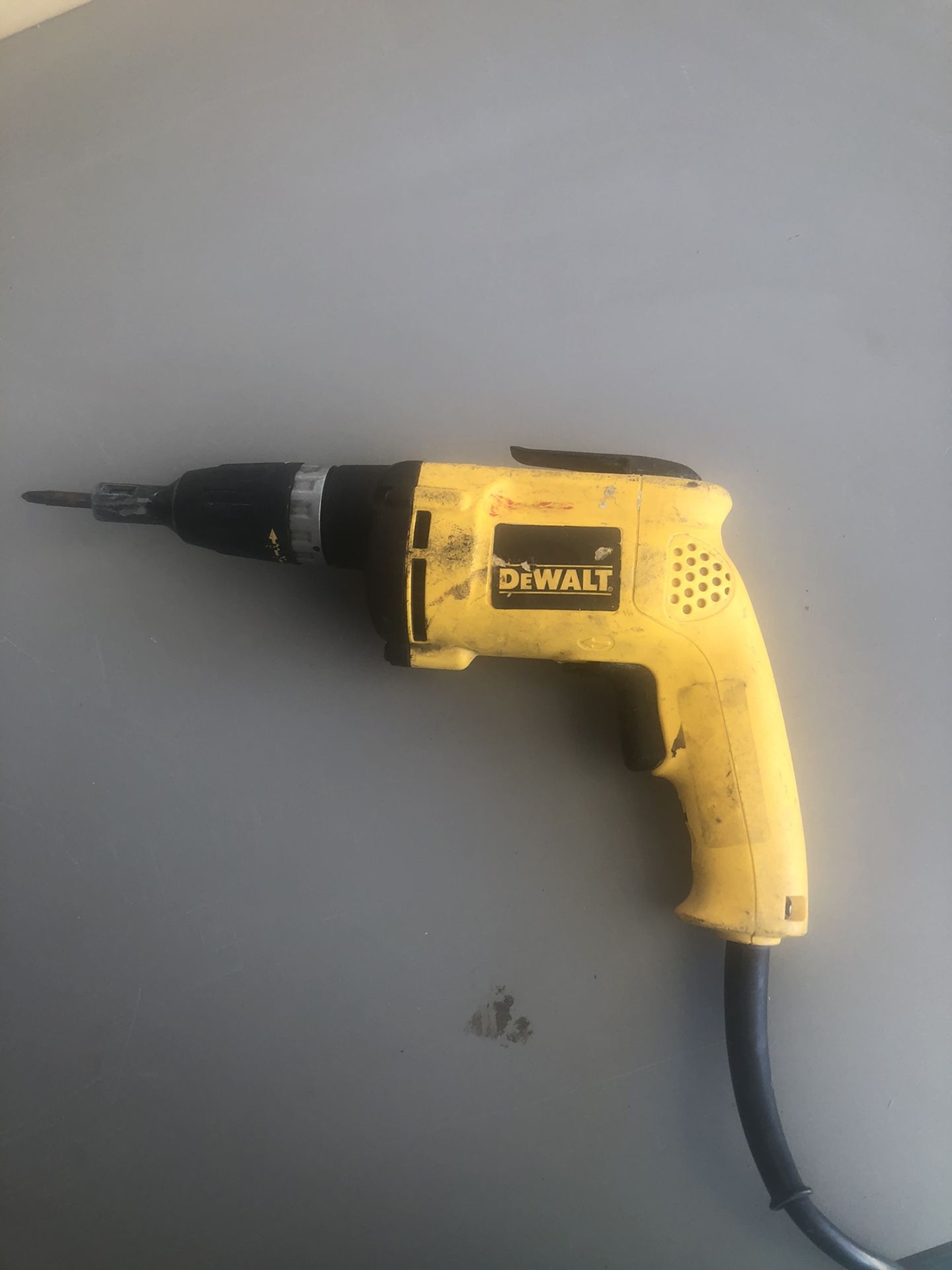 Electric Dewalt Drywall Gun for Sale in Queen Creek, AZ - OfferUp
