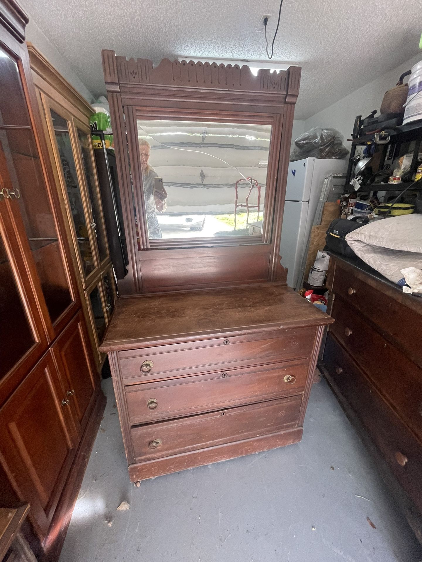 FREE Antique Small Dresser & Wash Stand (nightstand) for Sale in ...