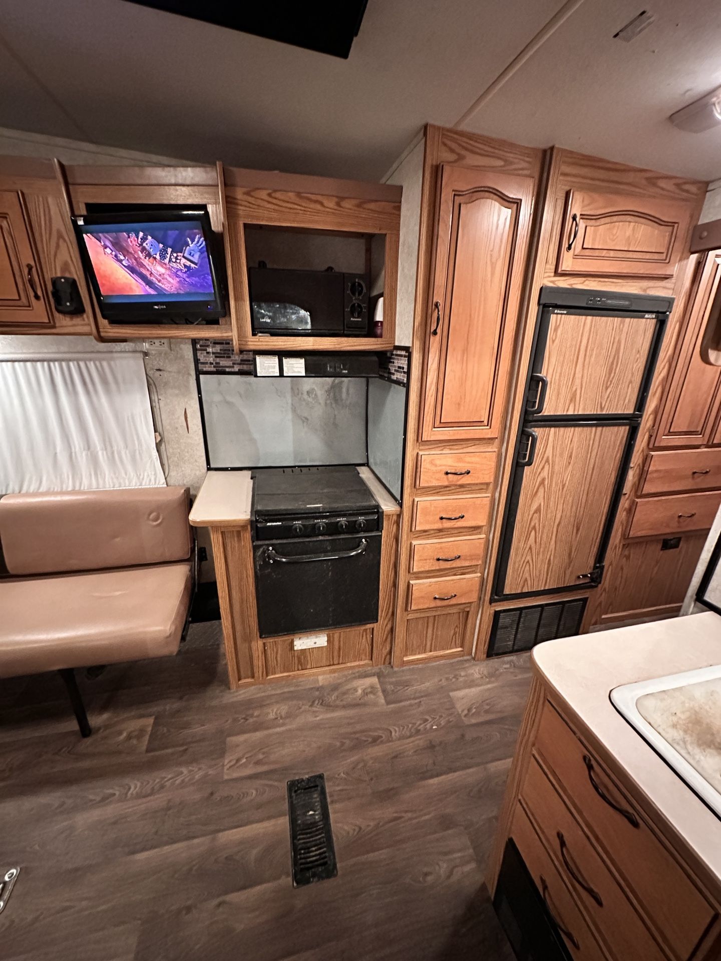 Keystone 28’ Tailgator Toy Hauler for Sale in Mesa, AZ - OfferUp