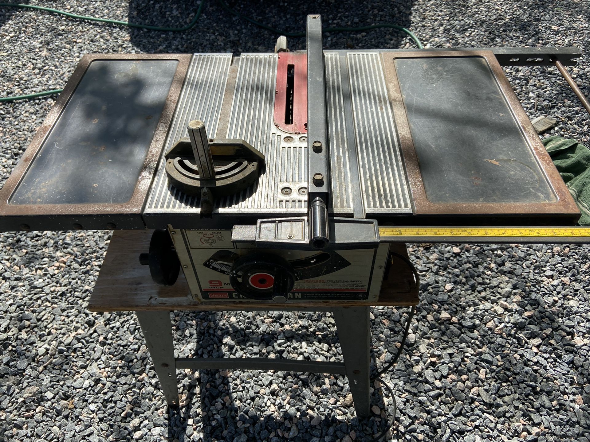 Craftsman 9” Table Saw for Sale in Bristol, CT - OfferUp