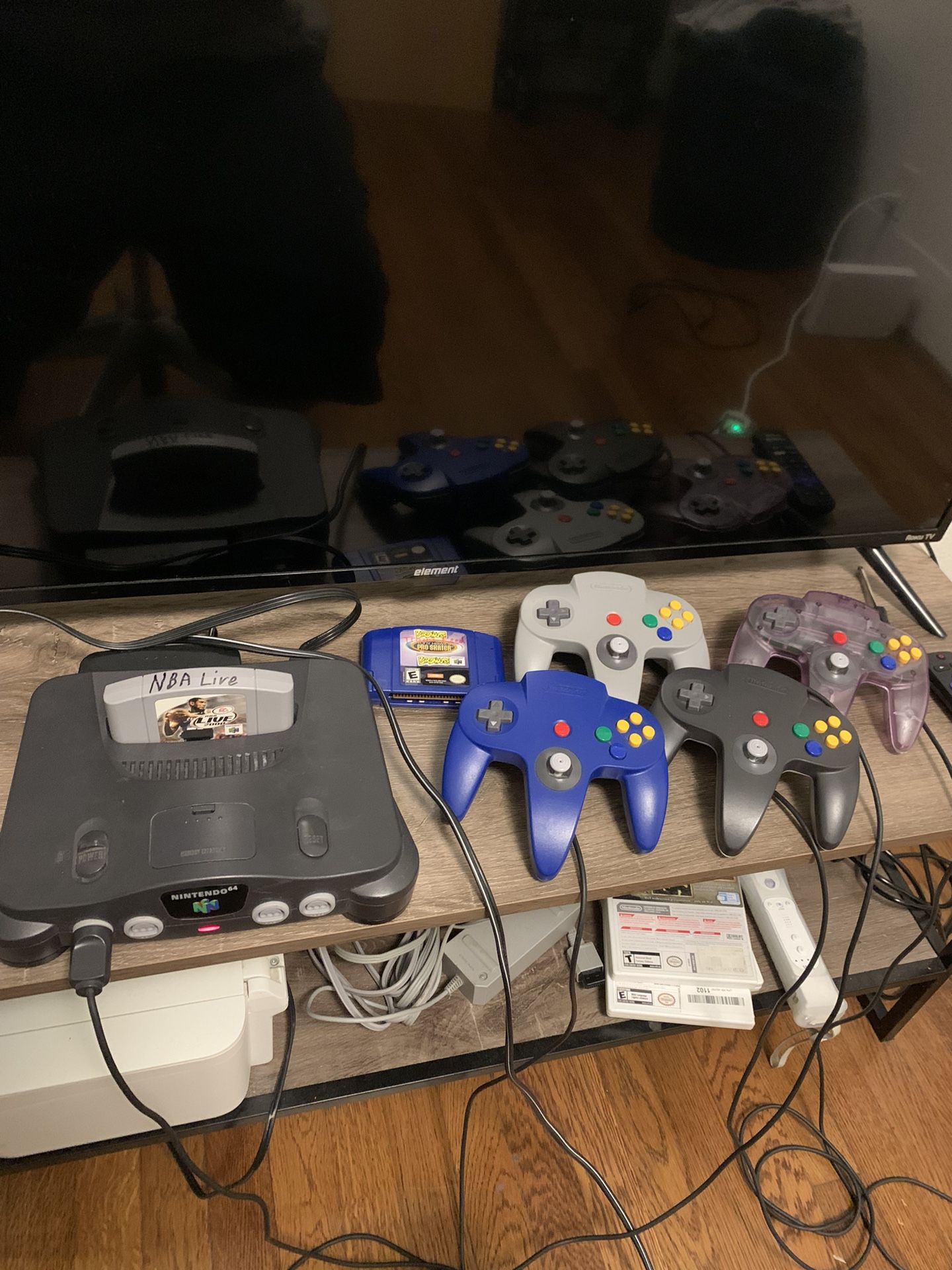 N64 Console 4 Controllers Authentic With Games Nintendo for Sale in ...