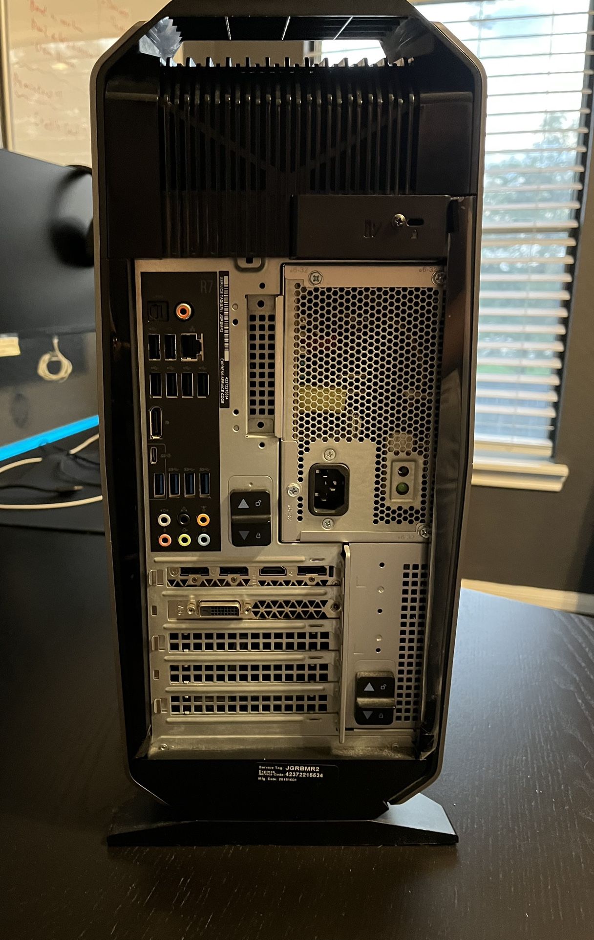 PACKAGE DEAL / ALIENWARE MONITOR + PC for Sale in Cypress, TX - OfferUp
