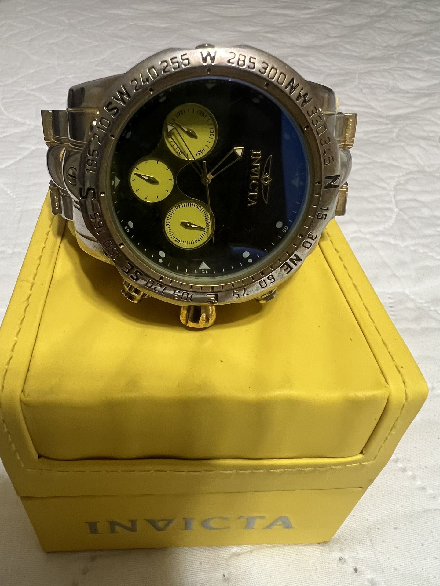 Invicta Watch Model all stainless steel W.R. 100MT for Sale in ...