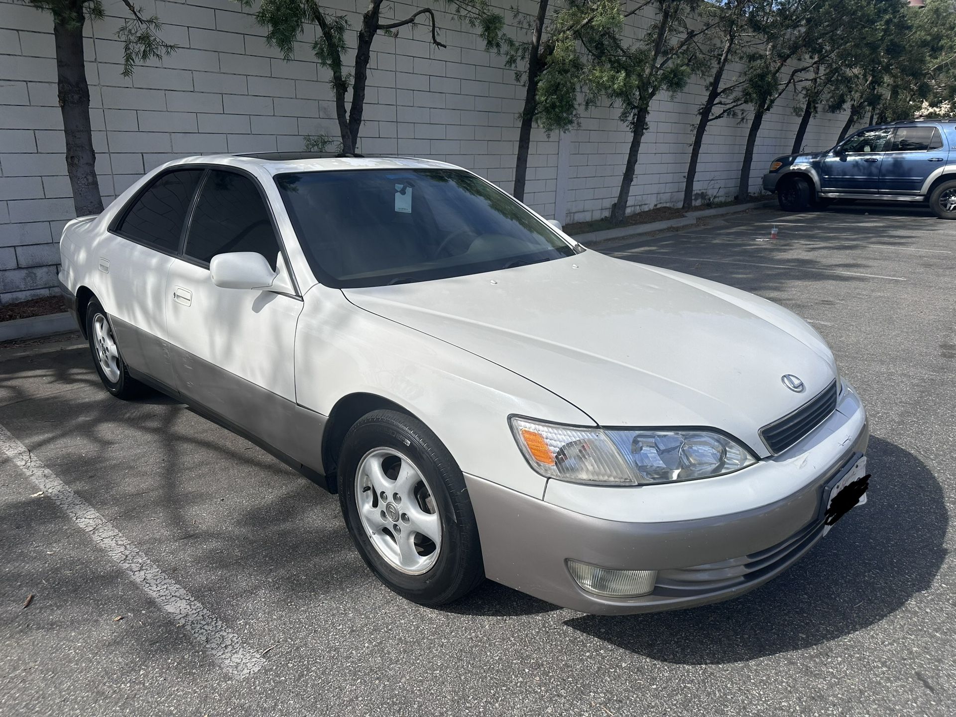 1998 Lexus ES for Sale in Los Angeles, CA - OfferUp