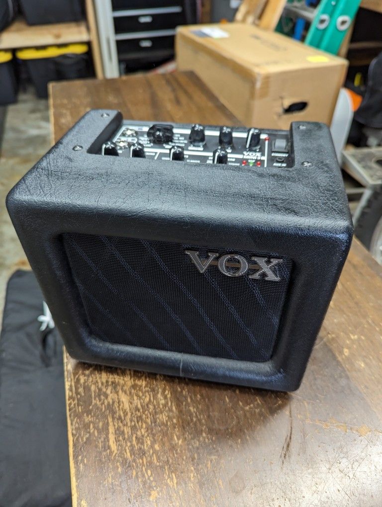 Vox Mini 3 G2 Guitar Practice Amp for Sale in Seattle, WA - OfferUp