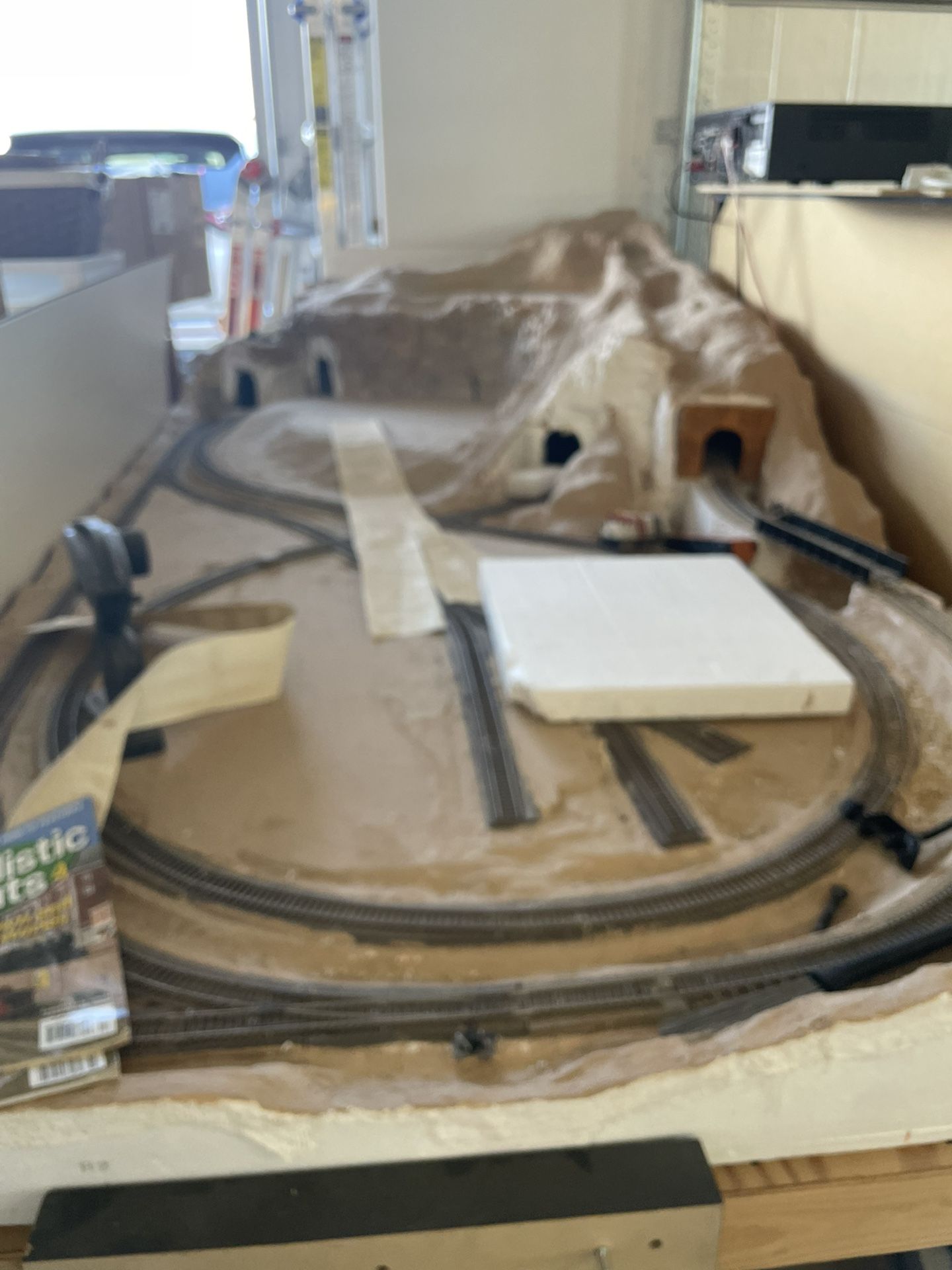 HO Model Train Table ( Make Room!) for Sale in Phoenix, AZ - OfferUp