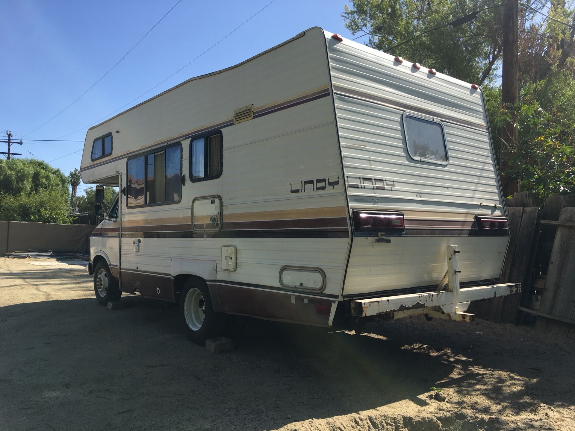 Dodge sportsman Rv motorhome big block 440 runs and drives cheap home ...