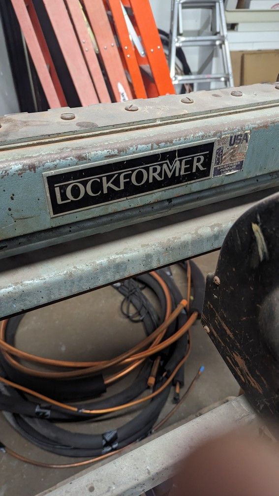 Lockformer Cleat Bender for Sale in San Bernardino, CA - OfferUp
