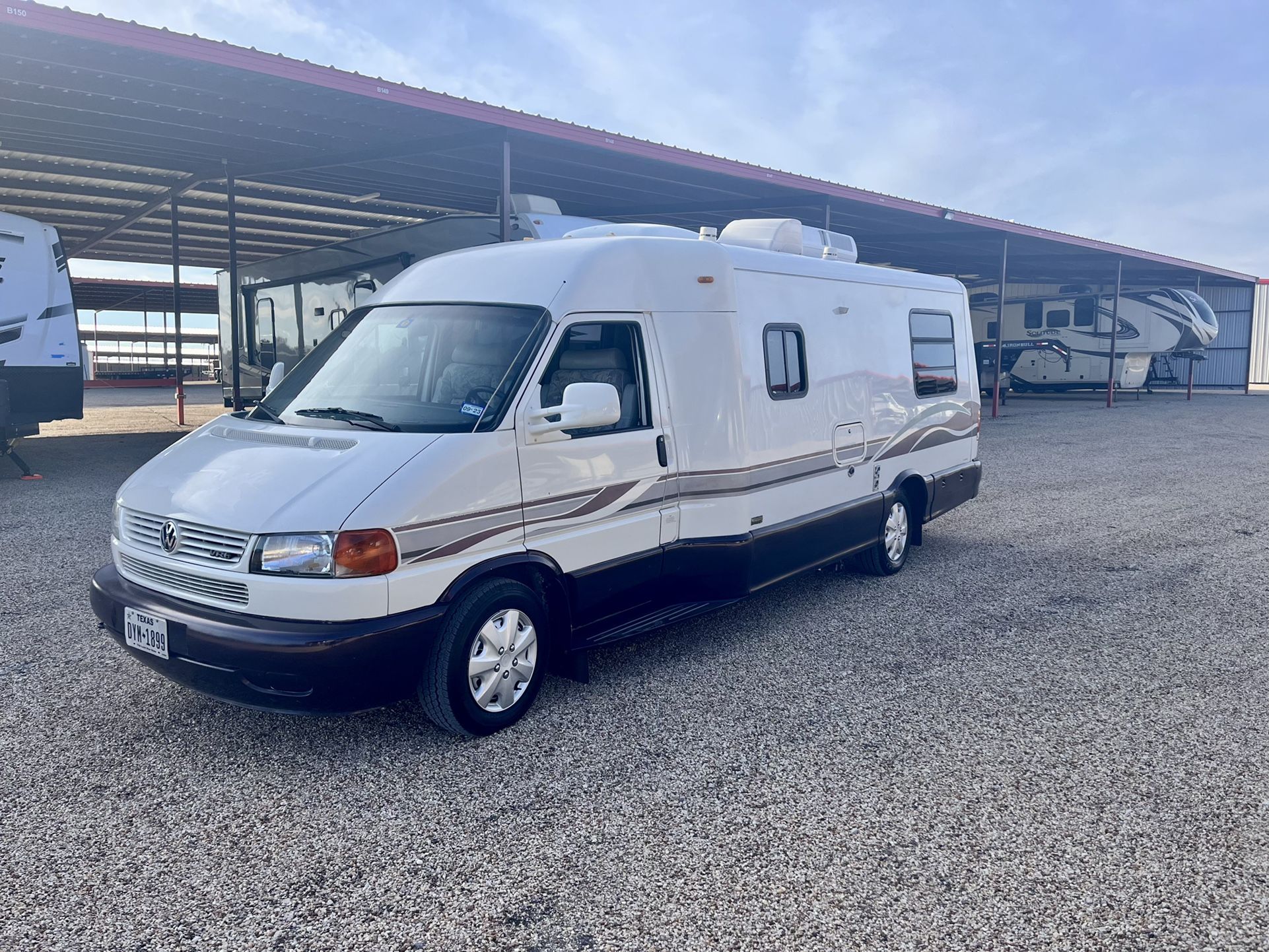 1999 Winnebago Rialta for Sale in Arlington, TX - OfferUp
