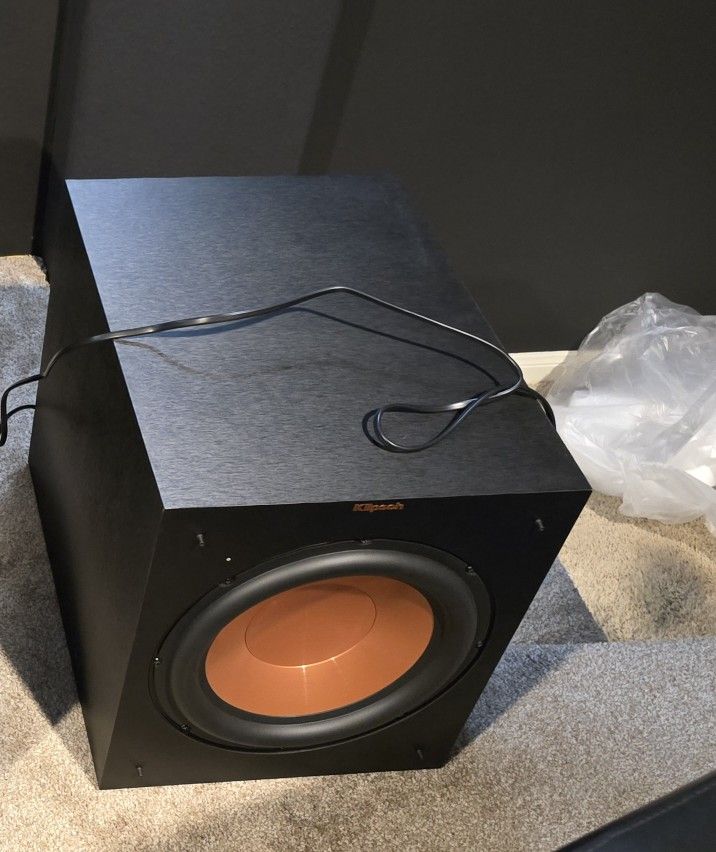 Klipsch R12SW 12 inch Subwoofer for Sale in Cypress, TX - OfferUp