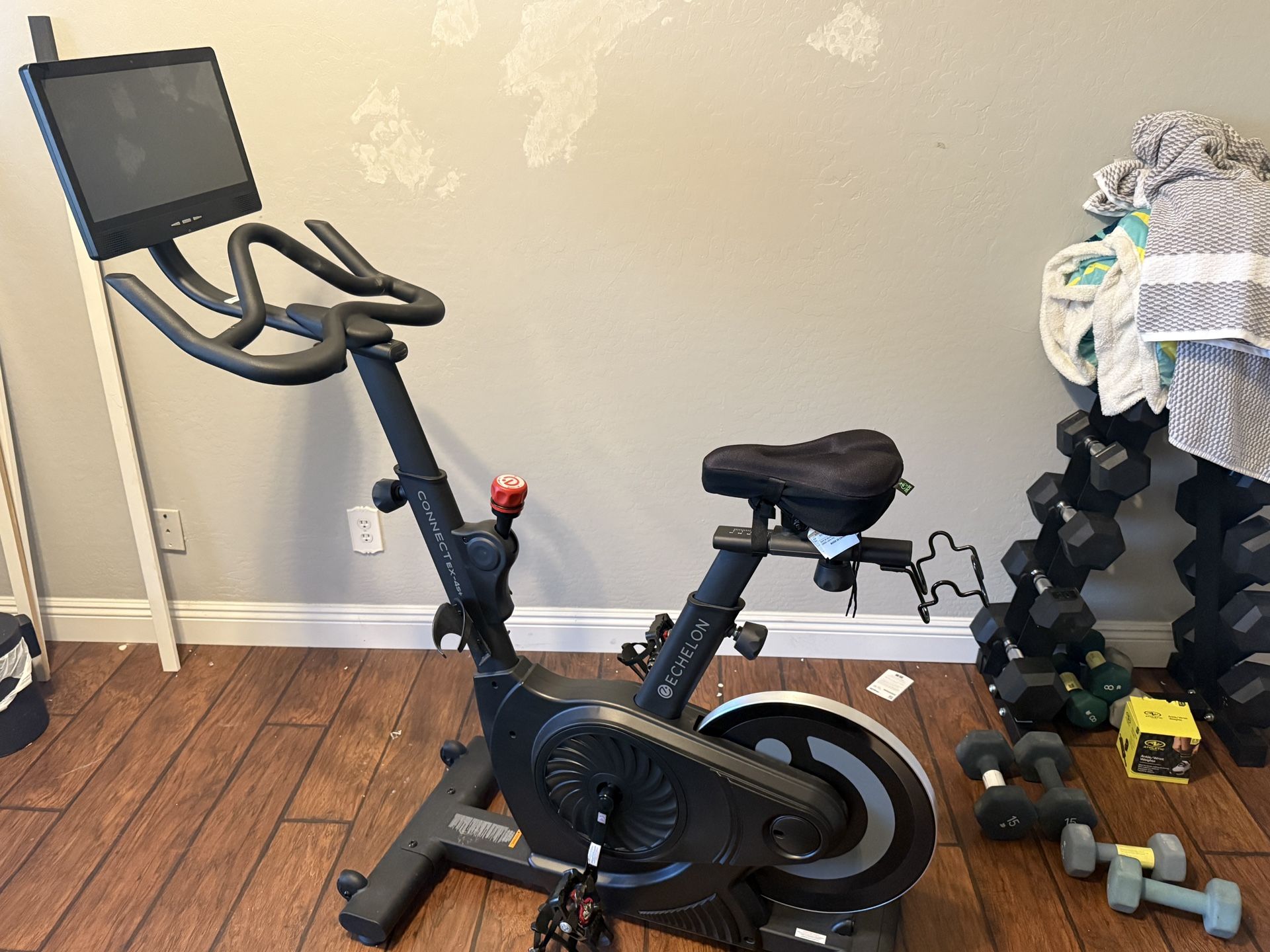 Echelon Stationary Bike, Connect Ex Dash 4S+ for Sale in Mesa, AZ - OfferUp